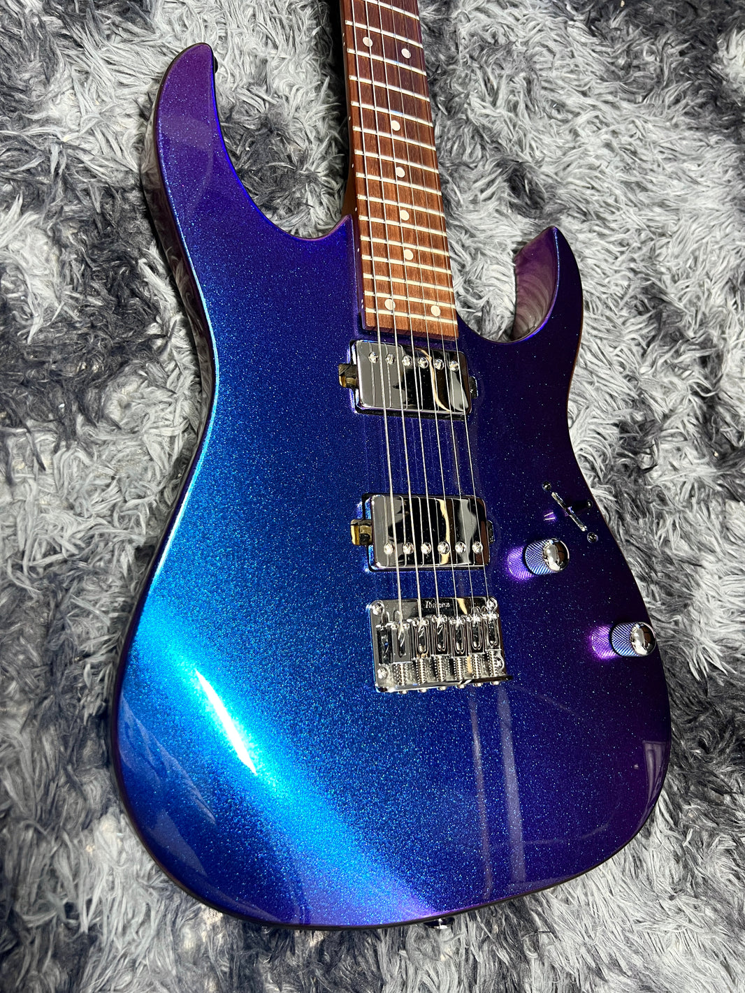 Electric Guitars – The Shred Locker